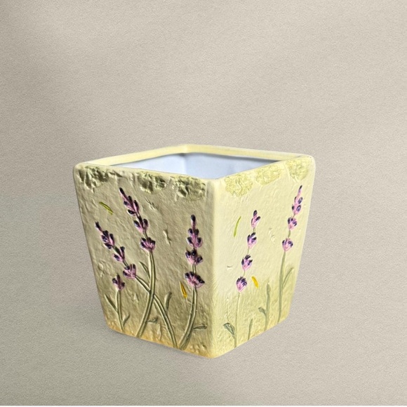 trippie’s | Accents | Y2k Handpainted Lavender Ceramic Planter 3 Square ...